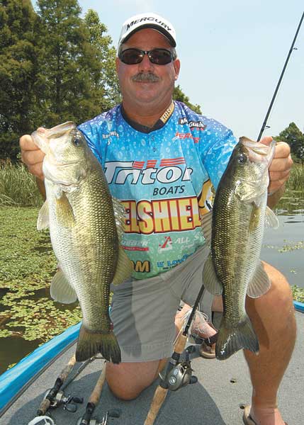 Put together nice largemouth bass stringers on Santee Cooper in the spring