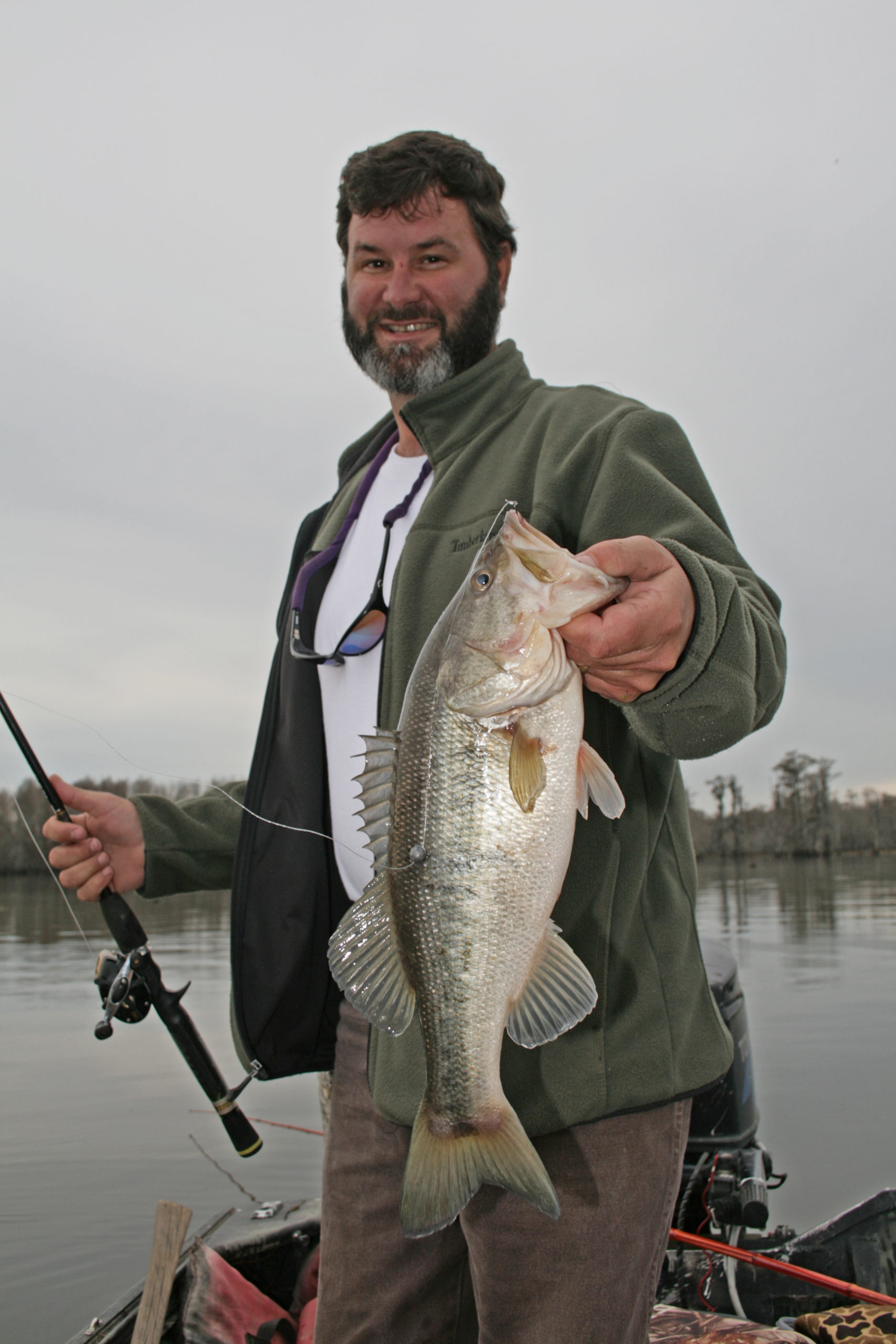 Shiners are great baits for fall bass on Lake Marion