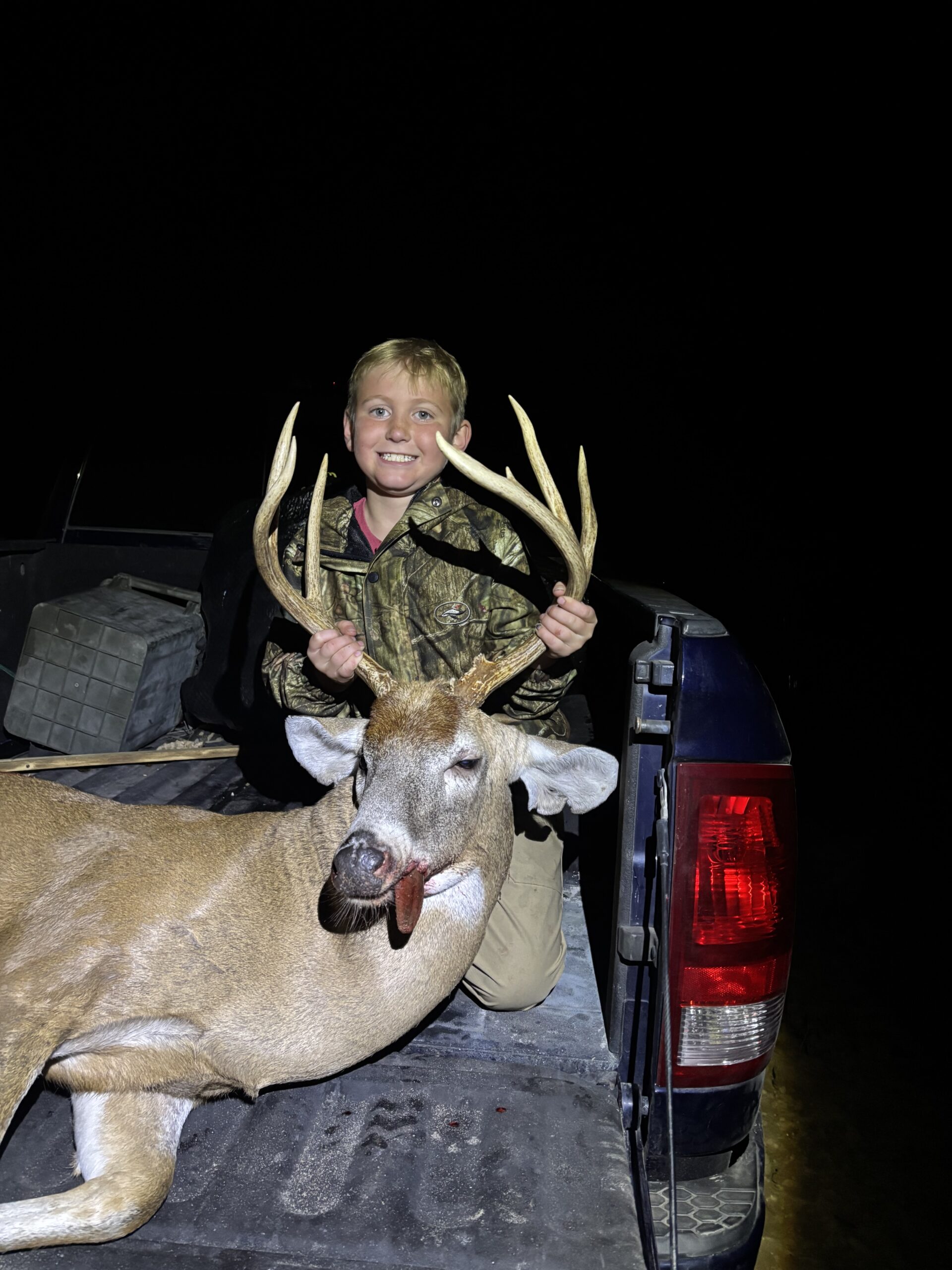 Kaiden Collins first buck 190 lb 9 pt